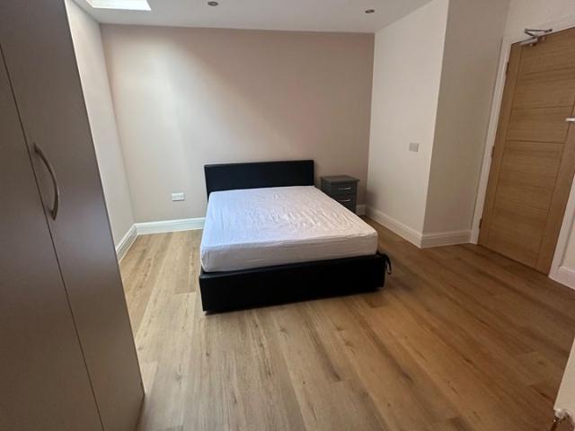 Apartment at Hawthorne Crescent, Slough