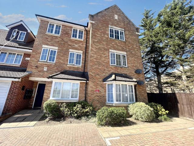 Apartment at Hayling Close, Slough