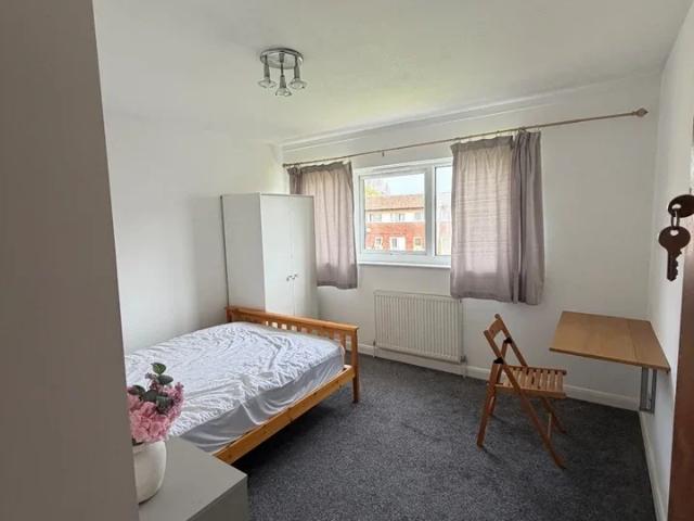 Room at Haywards Croft, Milton Keynes