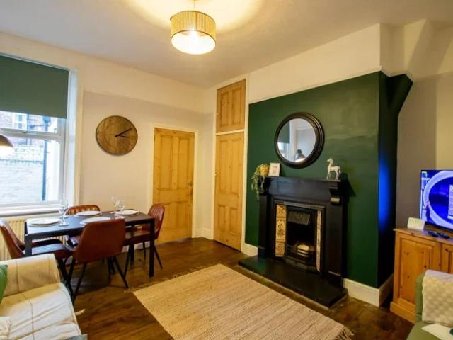 Apartment at Hazelwood Avenue, Newcastle upon Tyne