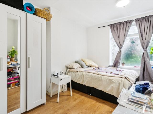 Apartment at Hazellville Road, Greater London