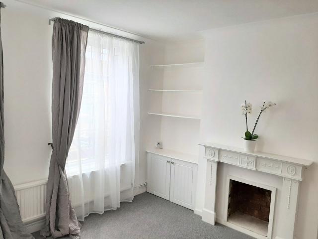 Apartment at Hazellville Road, Greater London
