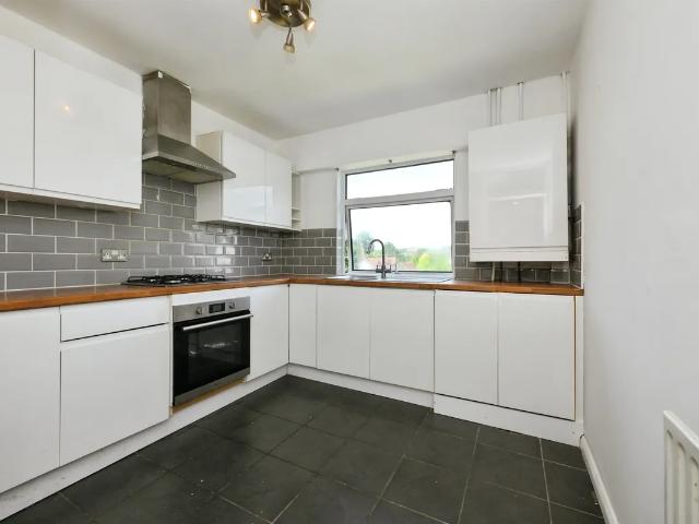 Apartment at Hadleigh Court, Broxbourne