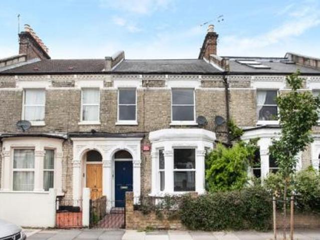 Apartment at Hadyn Park Road, Greater London