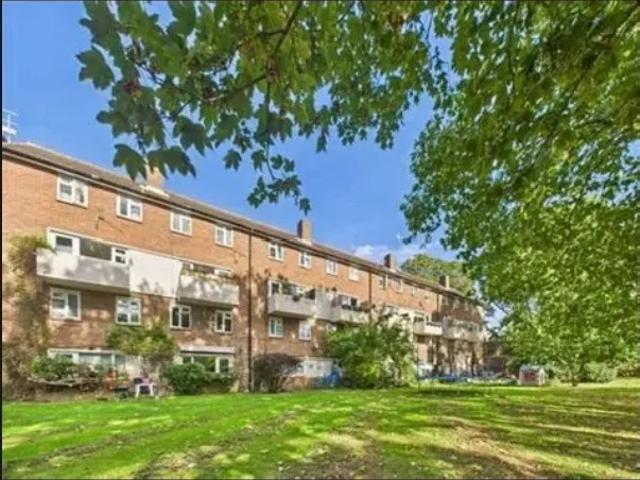 Apartment at Haggard Road, Greater London