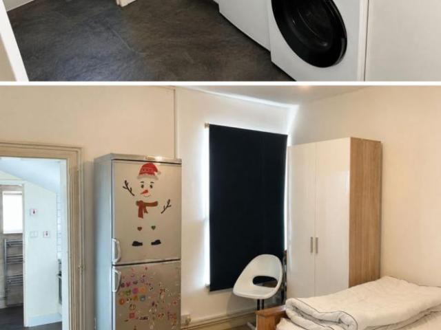 Apartment at Hainault Road, Greater London
