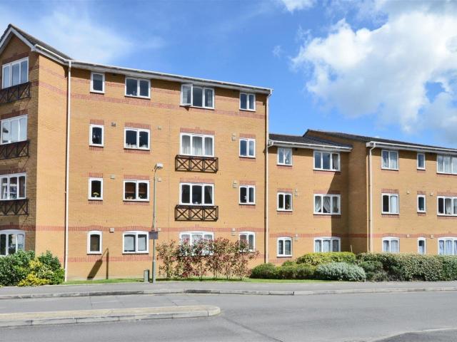 Apartment at Halimote Road, Rushmoor