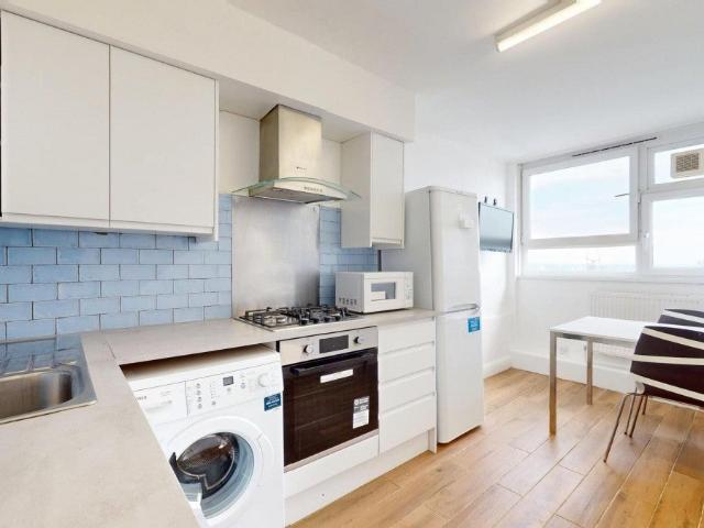 Apartment at Hall Street, Greater London