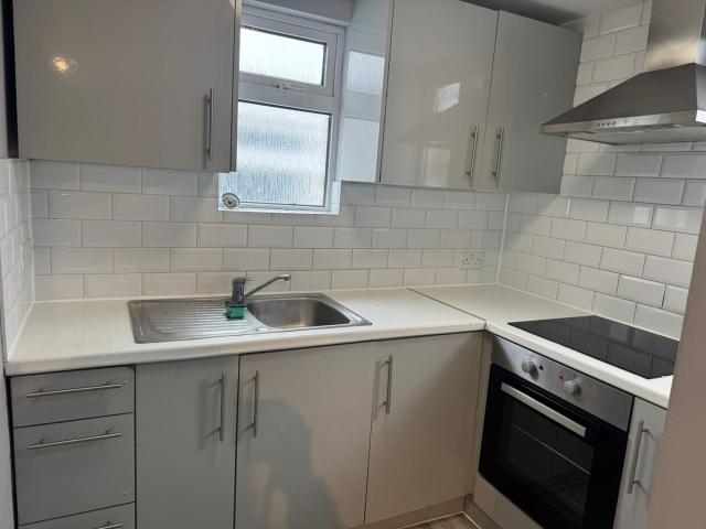 Apartment at Hallswelle Road, Greater London
