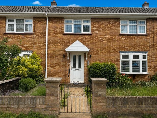 Apartment at Halton Road, Chadwell St Mary