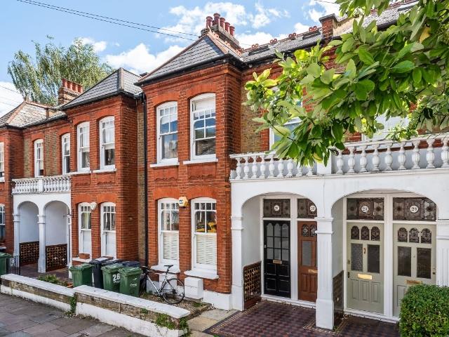 Apartment at Hambalt Road, Greater London