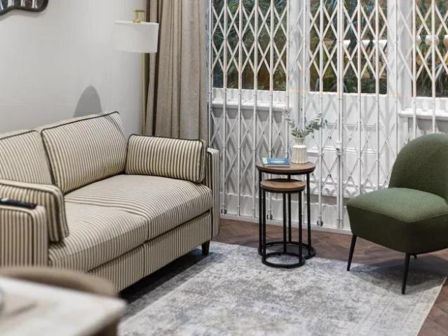 Apartment at Hamilton Close, City of Westminster