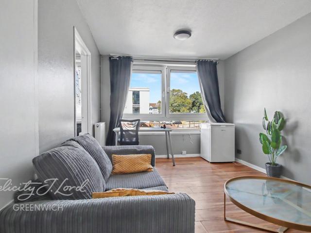 Apartment at Hamilton Street, Greater London