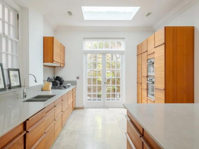 Apartment at Hamilton Terrace, City of Westminster