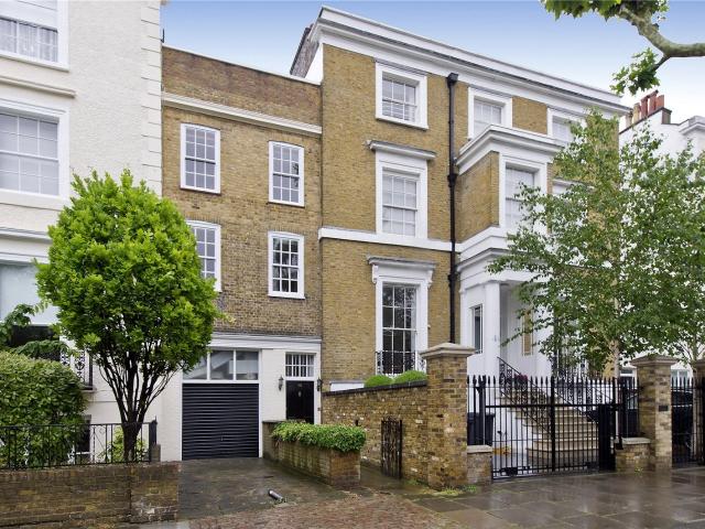 Apartment at Hamilton Terrace, City of Westminster