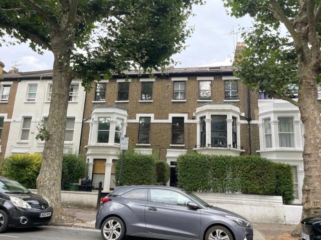 Apartment at Hammersmith Grove, Greater London