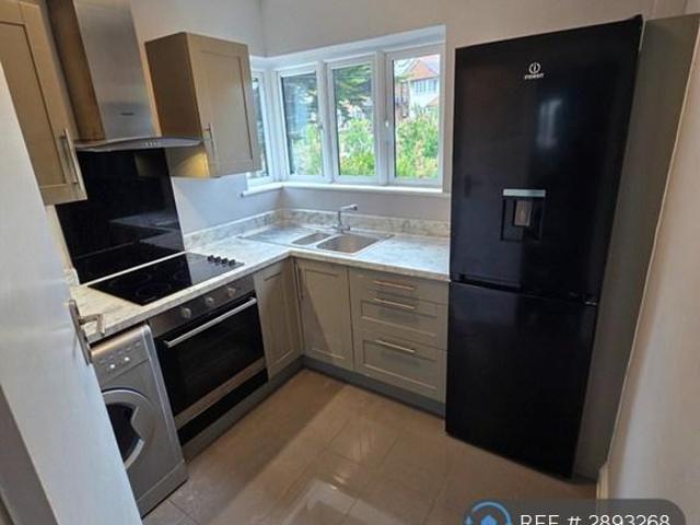 Apartment at Hampden Way, Greater London