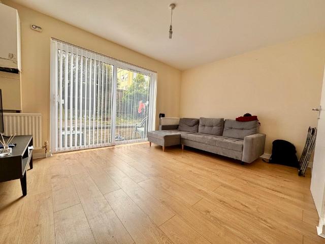 Apartment at Hampden Road, Greater London