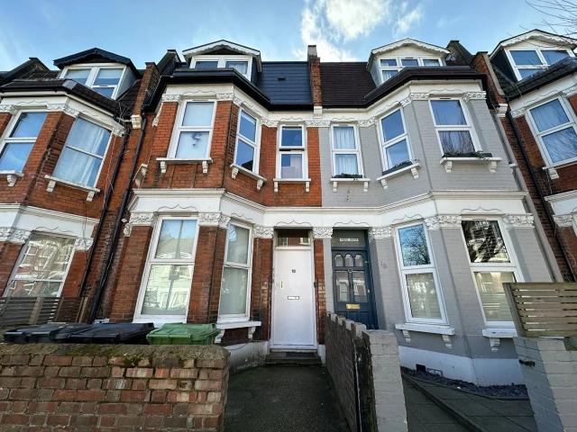 Apartment at Hampden Road, Greater London