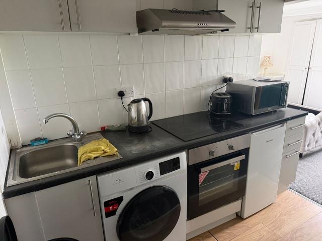 Apartment at Hampton Court Road, Greater London