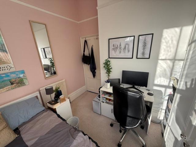 Apartment at Hampton Park, Bristol