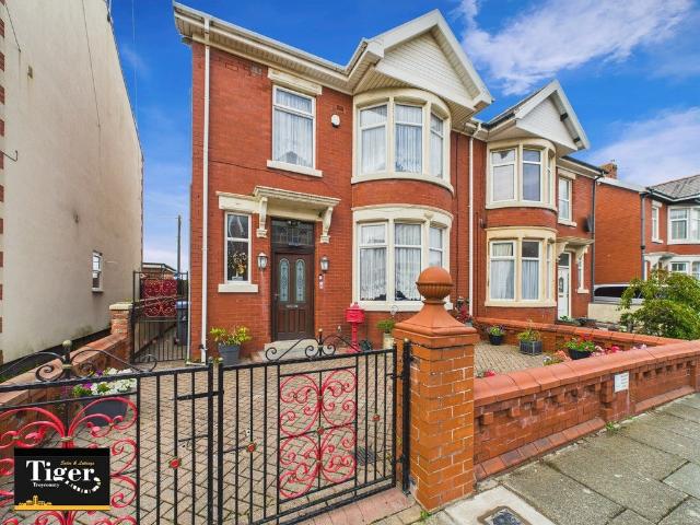 Apartment at Hampton Road, Blackpool