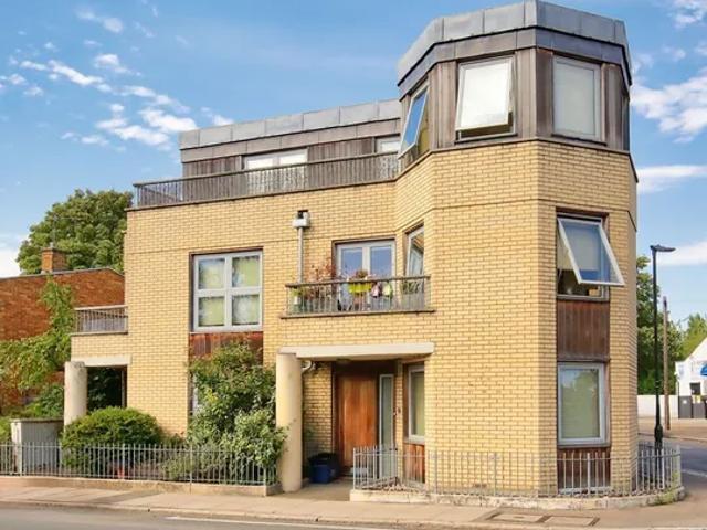 Apartment at Hampton Road, Greater London
