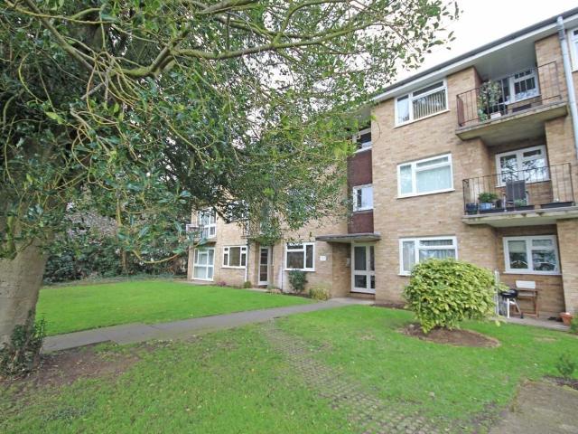 Apartment at Hampton Road, Greater London