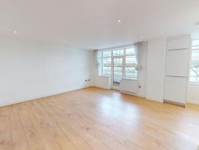 Apartment at Hampton Street, Brighton