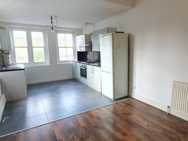 Apartment at Hanbury Street, Greater London