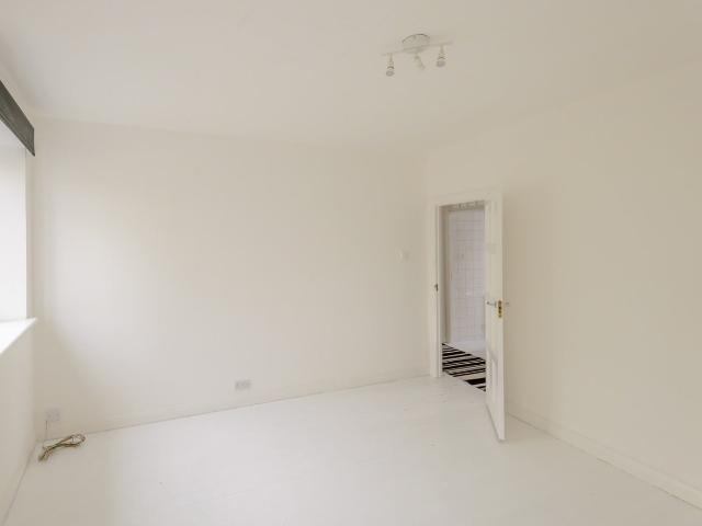 Apartment at Hanley Road, Greater London