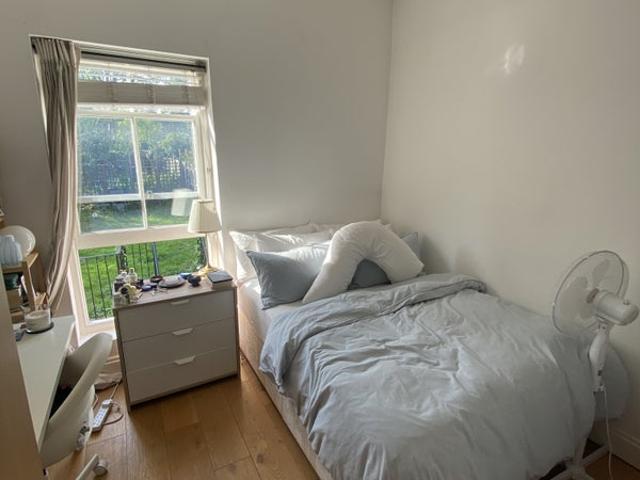 Apartment at Hanley Road, Greater London