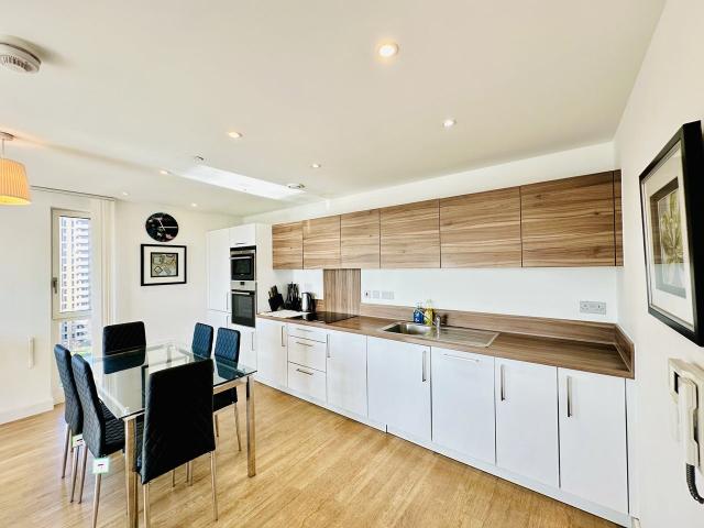Apartment at Hannaford Walk, Greater London