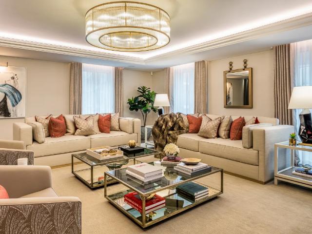 Apartment at Hans Crescent, Greater London