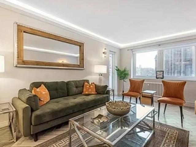 Apartment at Hans Crescent, Greater London