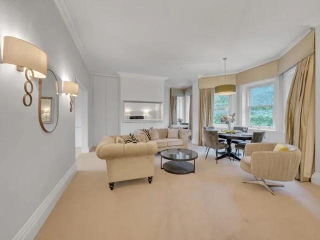 Apartment at Hans Place, Greater London