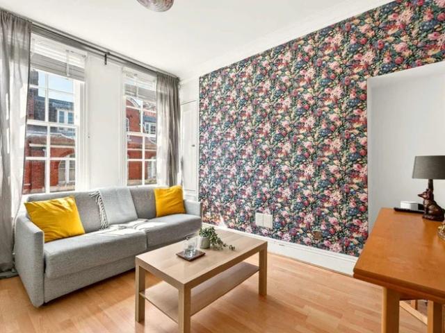 Apartment at Hanson Street, City of Westminster
