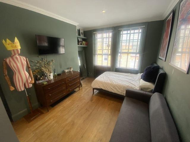 Apartment at Hanson Street, City of Westminster