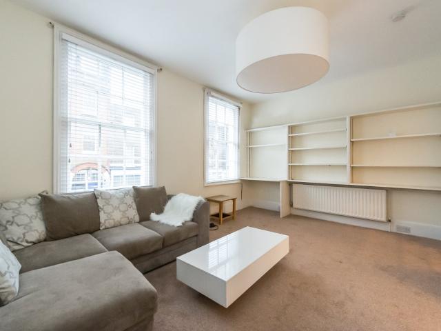Apartment at Harcourt Street, City of Westminster
