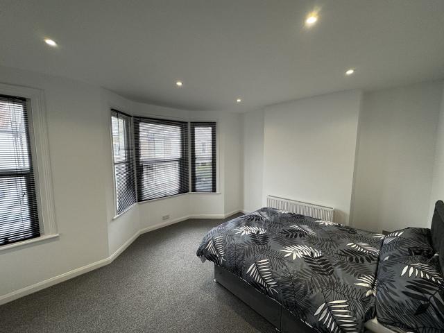 Apartment at Harcourt Road, Greater London