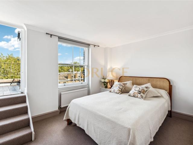 Apartment at Harcourt Terrace, Greater London