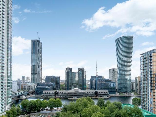 Apartment at Harbour Way, Greater London