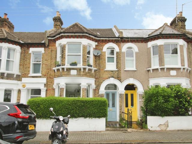 Apartment at Harbut Road, Greater London