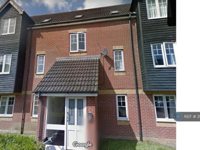 Apartment at Harbury Court, Newbury