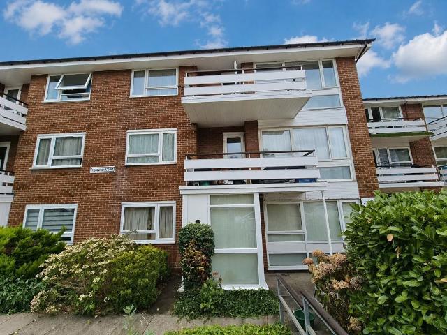 Apartment at Hardwick Close, Greater London