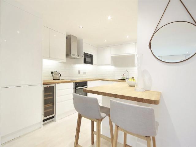 Apartment at Hardwicks Square, Greater London