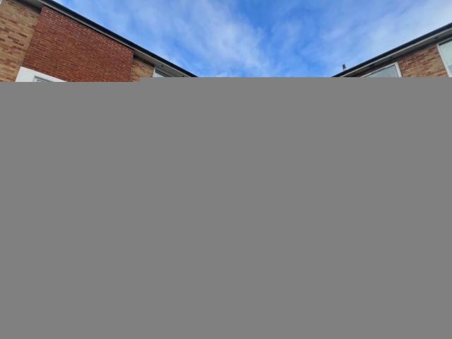 Apartment at Harestone Hill, Caterham Valley