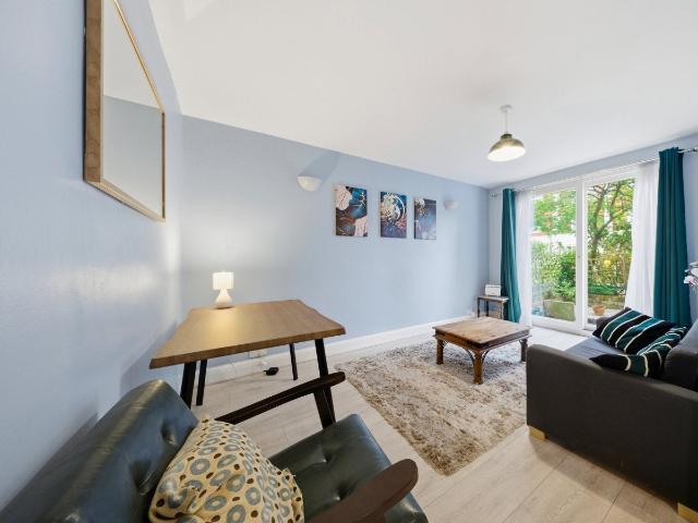 Apartment at Harewood Avenue, City of Westminster