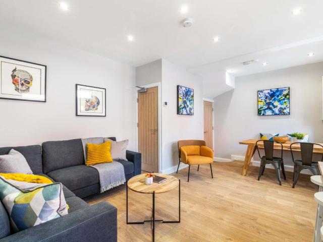 Apartment at Harold Avenue, Leeds