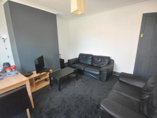 Apartment at Harold Avenue, Leeds